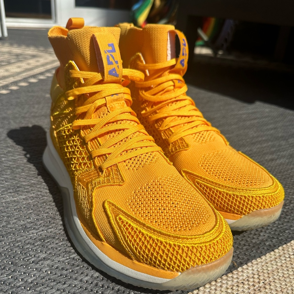 Apl Basketball Shoes Concept X - Gem